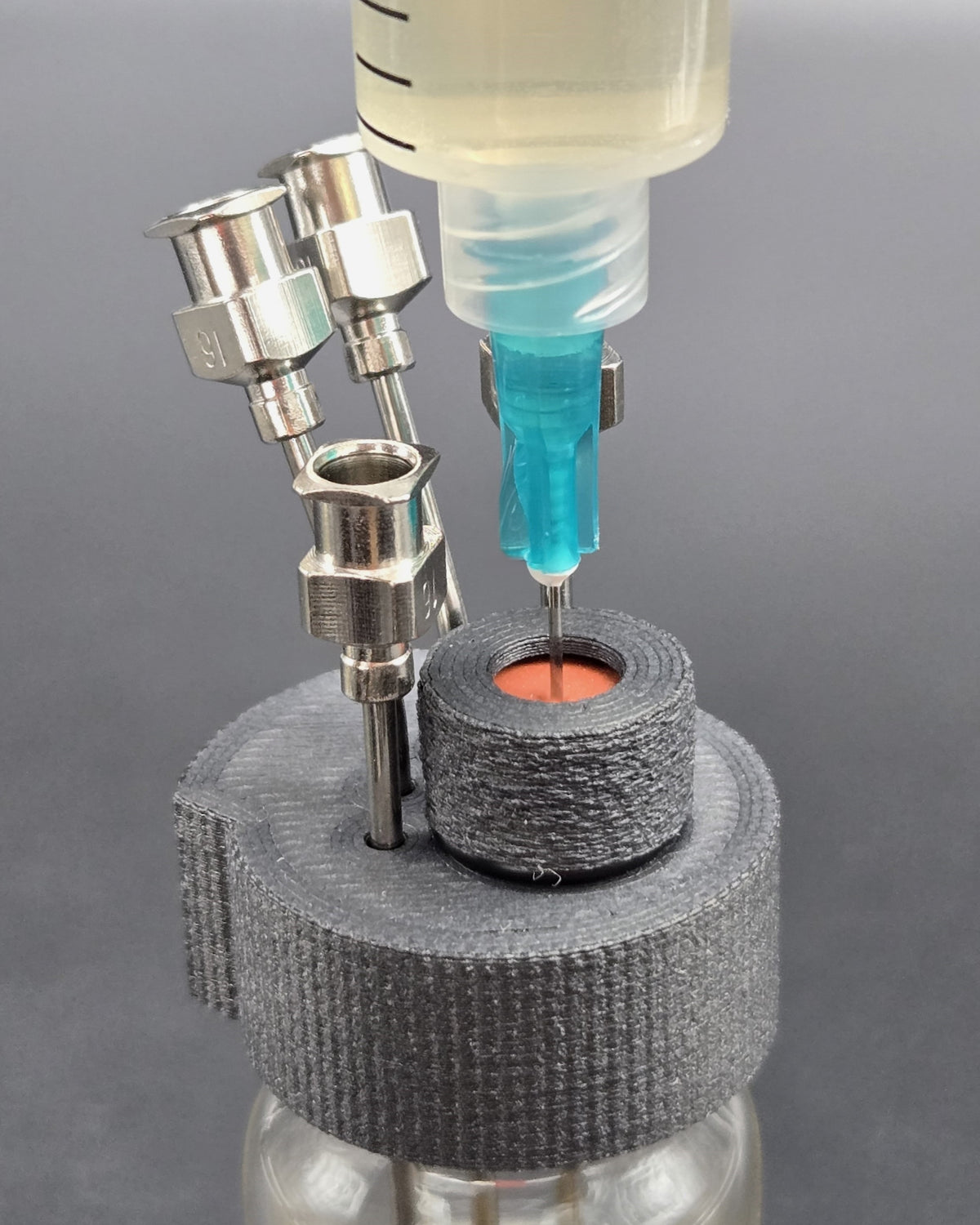 Self-healing plug for sampling | Pioreactor